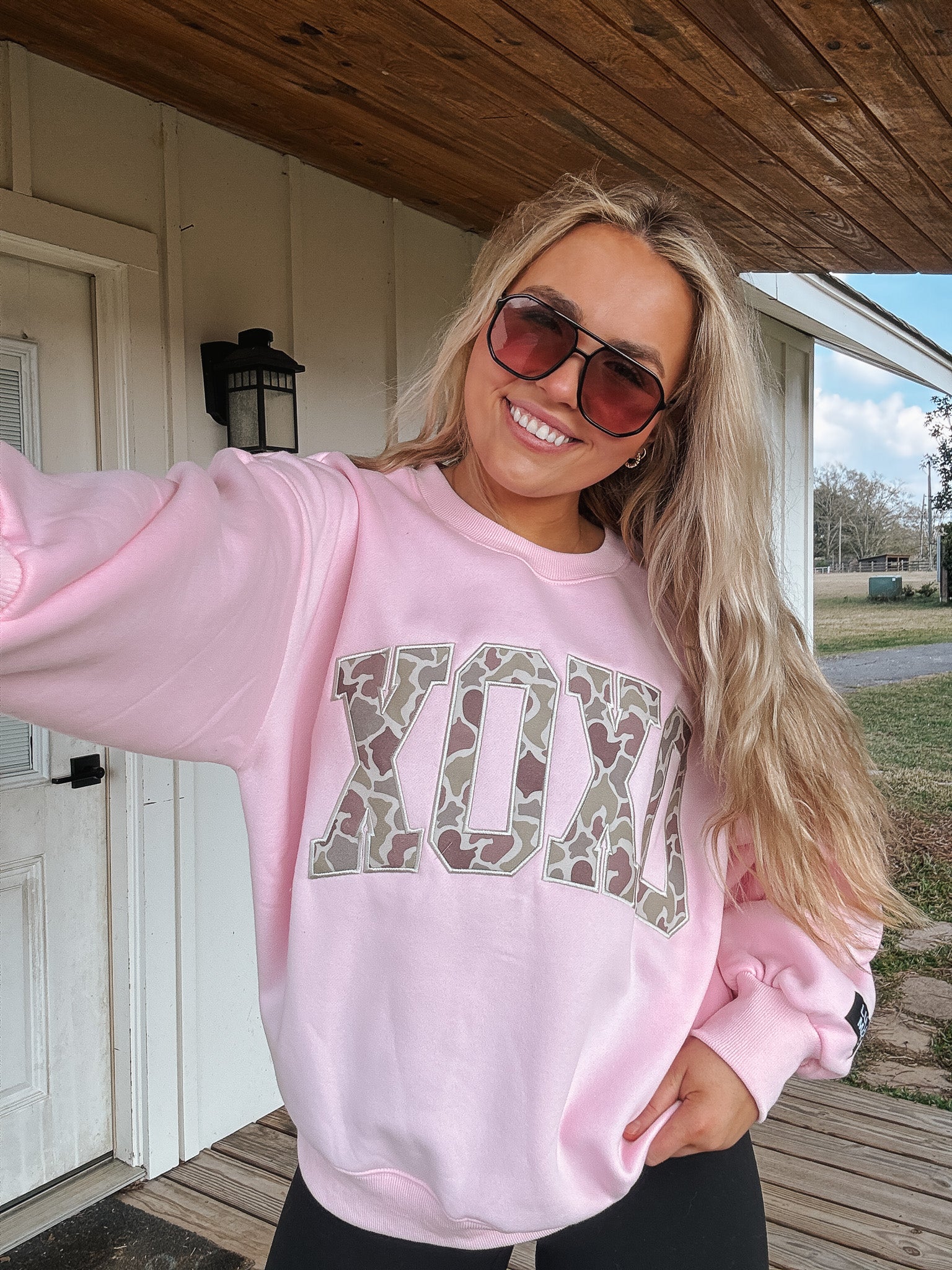 Lulu Mac XOXO Camo Sweatshirt in Pink – Boot Country